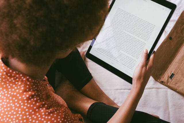 Best Tablet for Reading: The Ultimate Comparison - Watts Trending